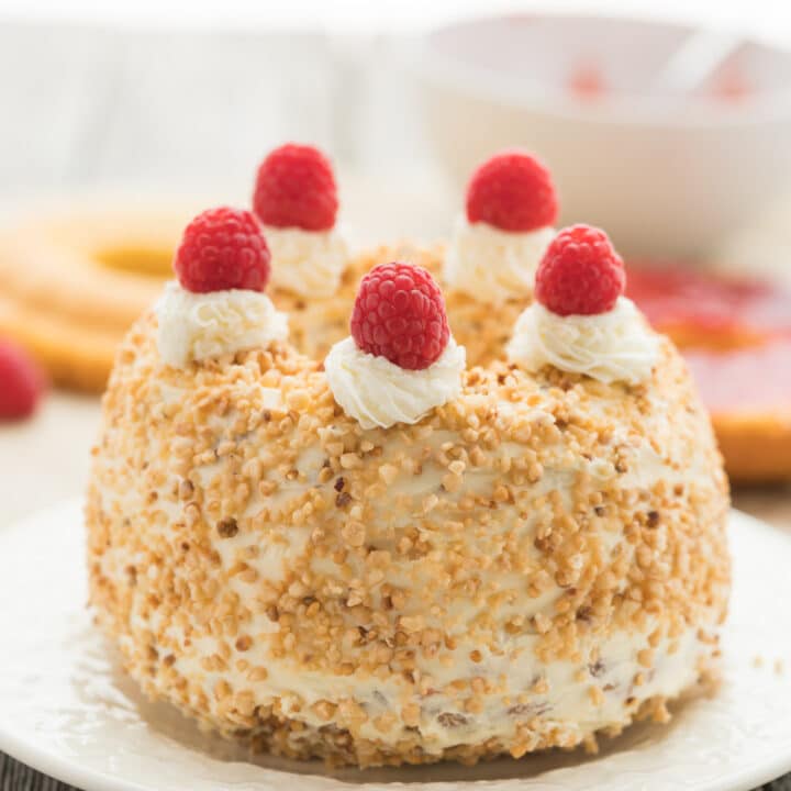 German Crown Cake (Frankfurter Kranz)