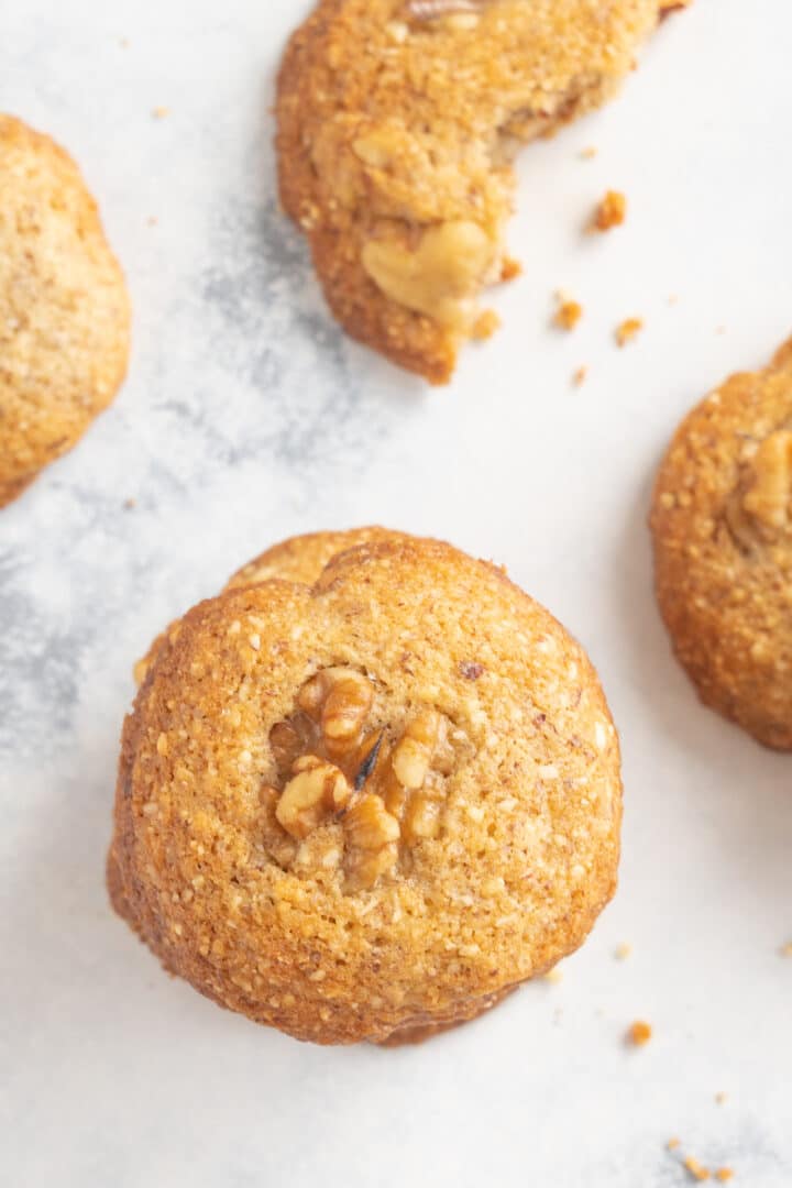Walnut Cookies: Quick & Crunchy