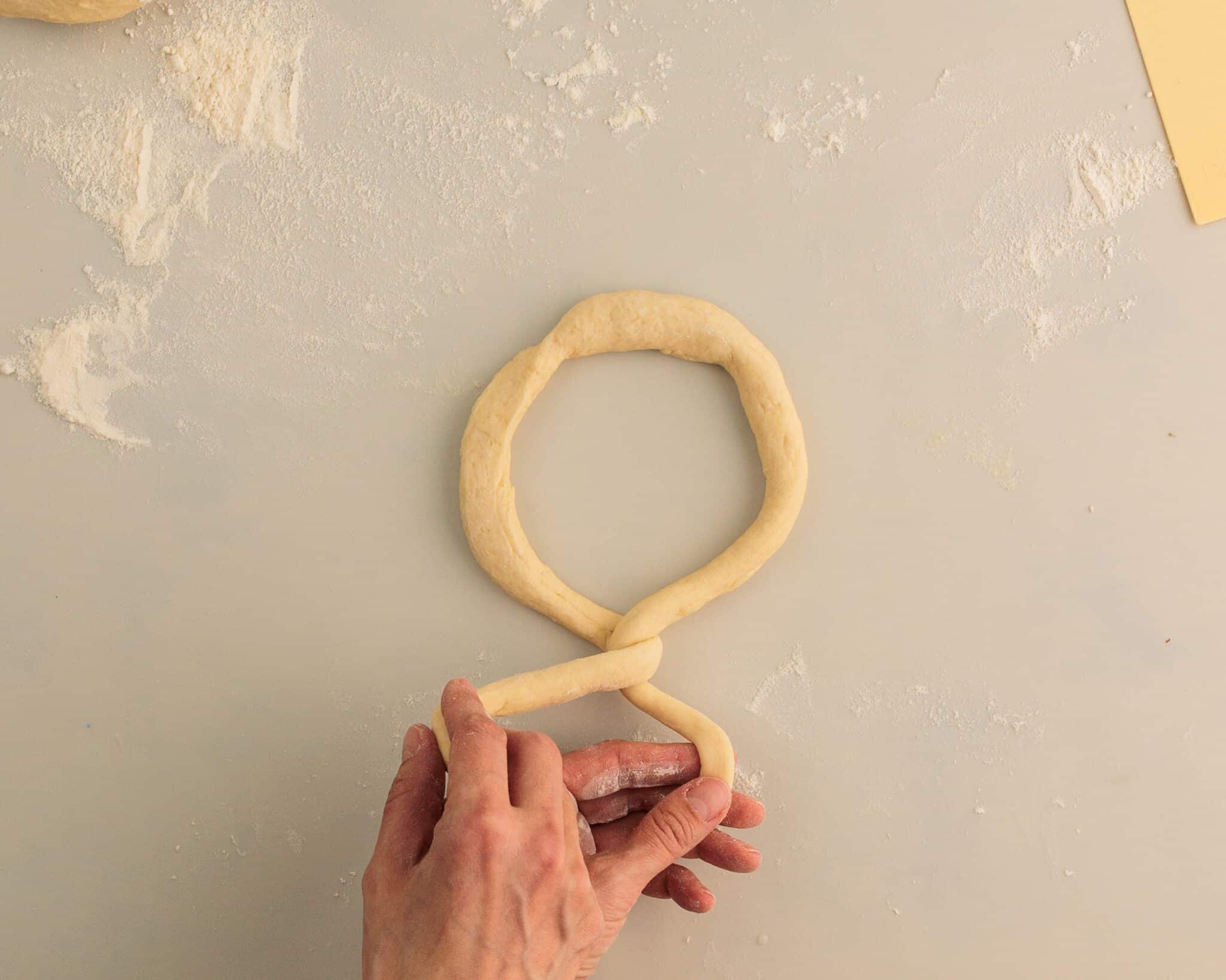 Easy Homemade Pretzel Recipe – Step by Step